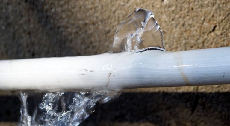 How to Fix Frozen Water Lines in Charleston, SC | RooterMan